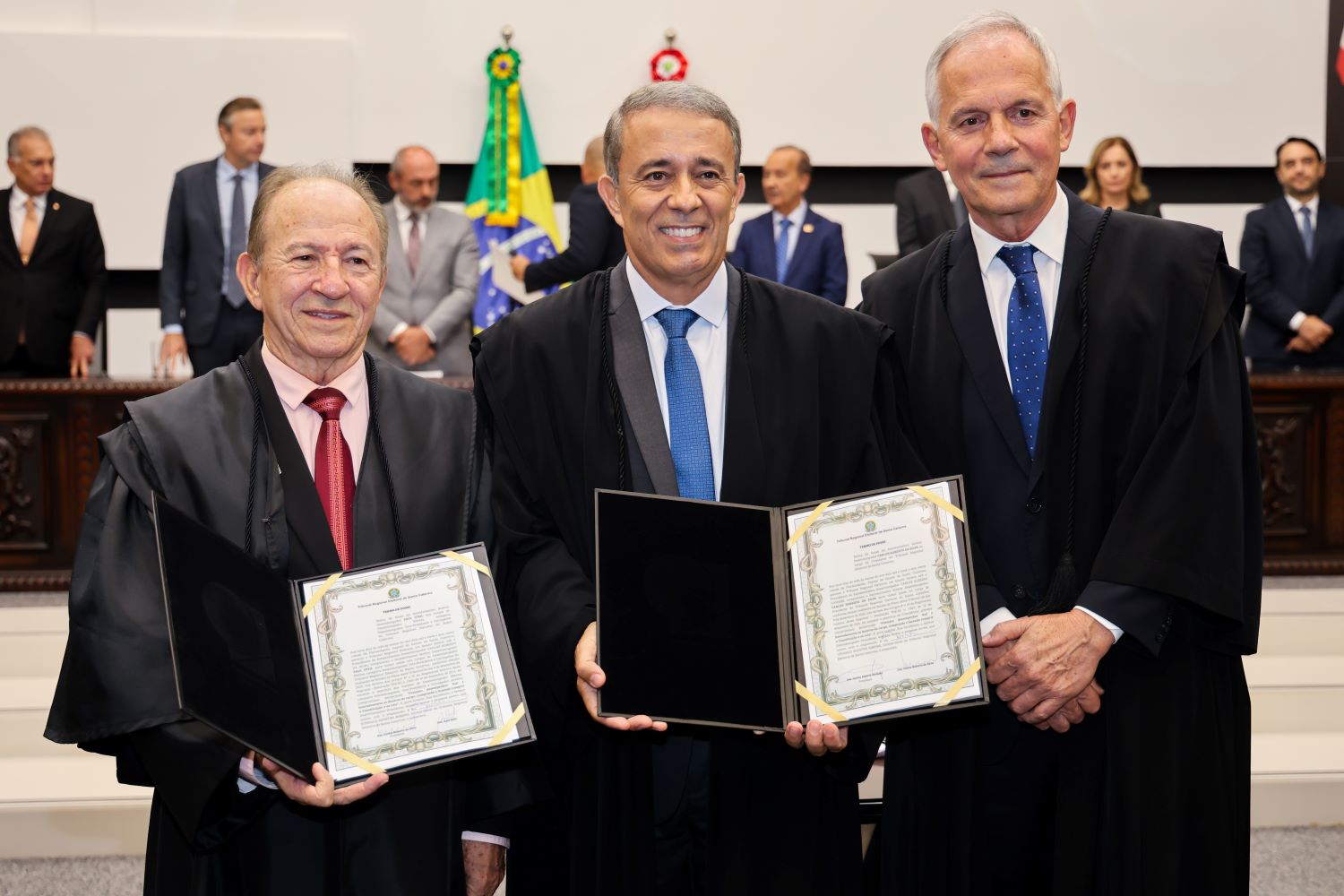 Nova presidência do TRE-SC assume com apelo por diálogo e eleições ...